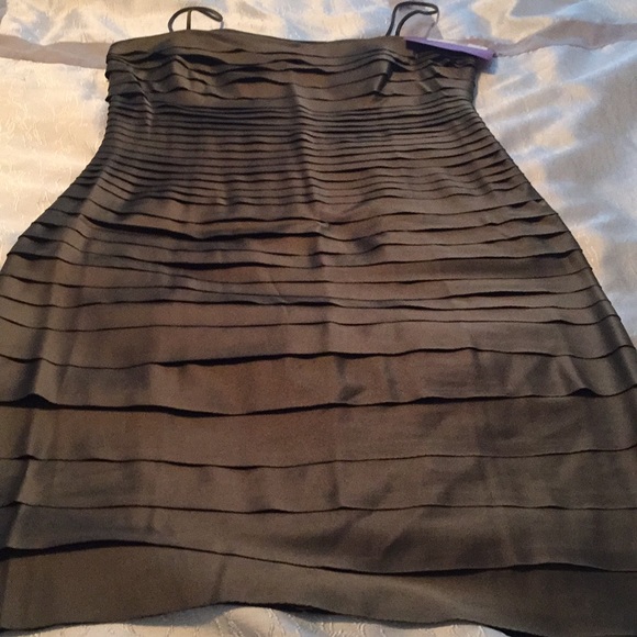 JS Collections | Dresses | Js Collection Shutter Pleat Camouflaged ...